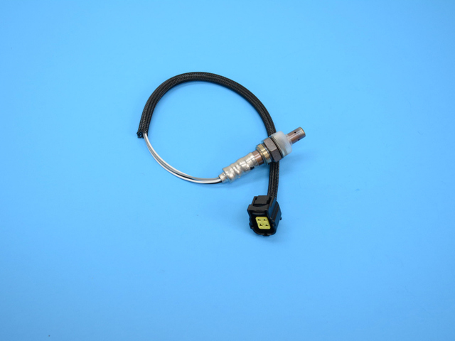 2004-2005 Mopar Oxygen Sensor 56028995AA | Mopar Estores