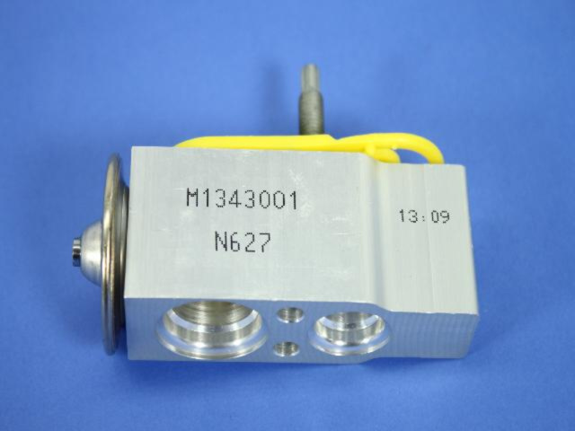2005-2010 Mopar Expansion Valve 5139687AA | Mopar Estores