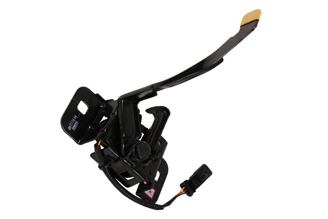 2019-2022 Cadillac XT4 Hood Primary and Secondary Latch 84711414 ...