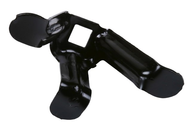 2018-2020 GM Body Side Rear Compartment Lid Bumper Bracket 22977961 ...