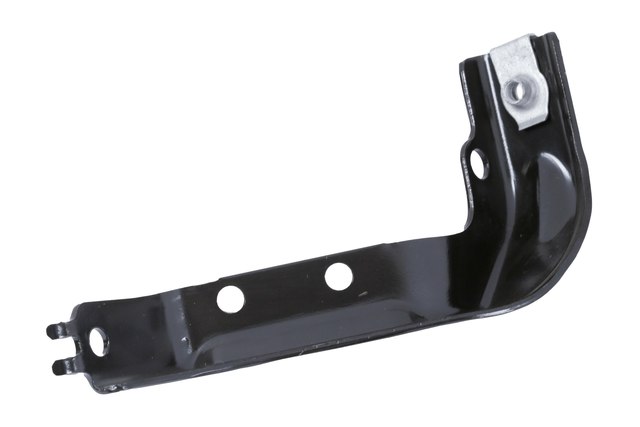 2017-2021 GM Air Cleaner Outlet Duct Bracket 23100549 | GMPartsDirect.com