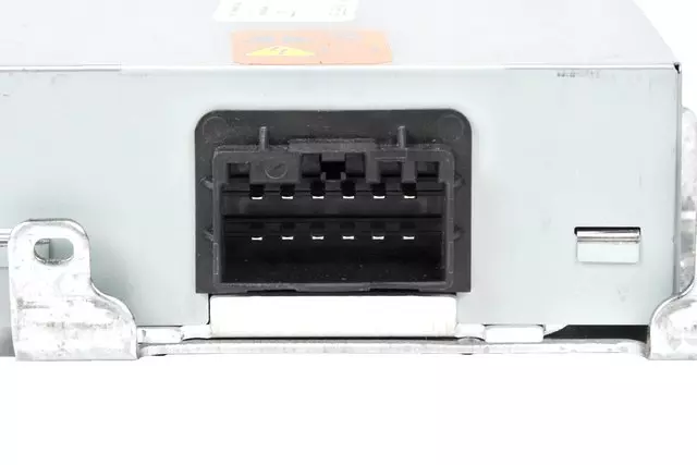 2015-2019 GM Accessory AC and DC Power Control Module 84181077 GM ...