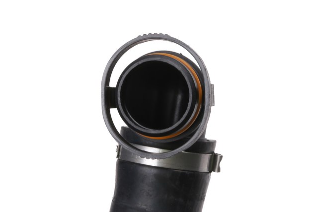 2013-2014 Chevrolet Secondary Air Injection Pump Inlet Hose 23123381 ...