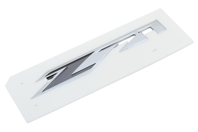 2014-2018 GM Front Fender 4x4 Emblem 23172677 | GMPartsDirect.com