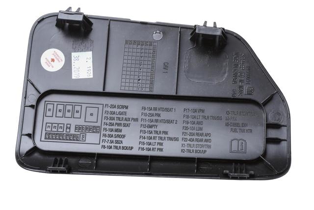 2018-2021 GM Jet Black Interior Quarter Panel Trim Panel 84510092 ...