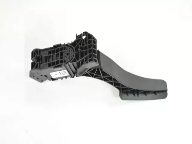 Accelerator Pedals | Mopar eStore