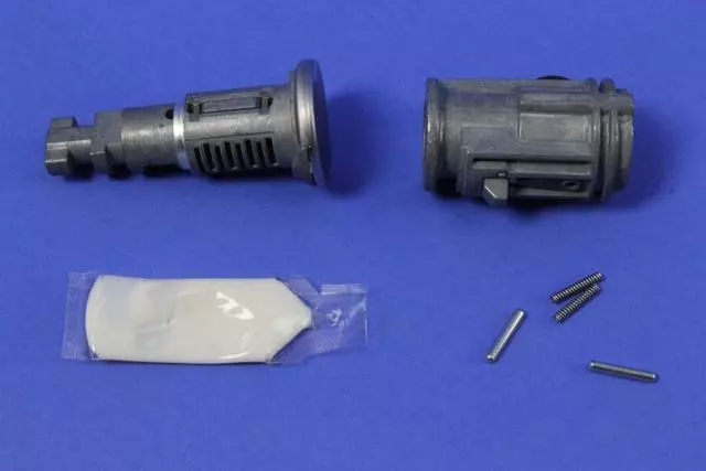 Shroud, Switches & Levers for 2005 Dodge Durango | Mopar Parts Canada