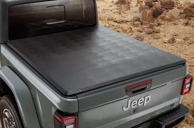 82216371AC - 82216371AC Tonneau Cover, Soft Tri-Fold Jeep Gladiator ...