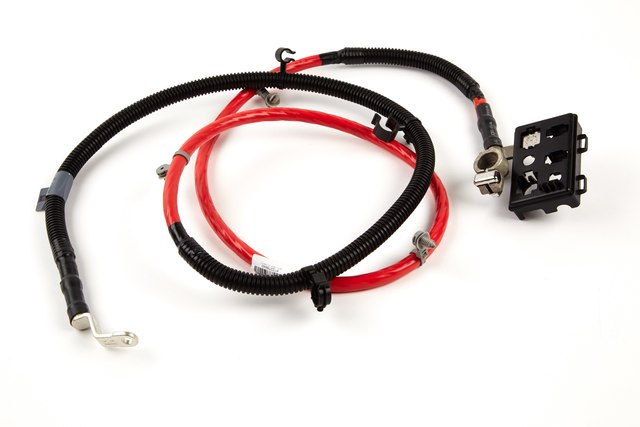 2015-2016 GM Auxiliary Battery Positive Cable 23239733 | GmPW