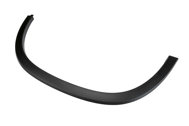 2015-2016 Chevrolet Trax Anthracite Front Fender Wheel Opening Molding ...