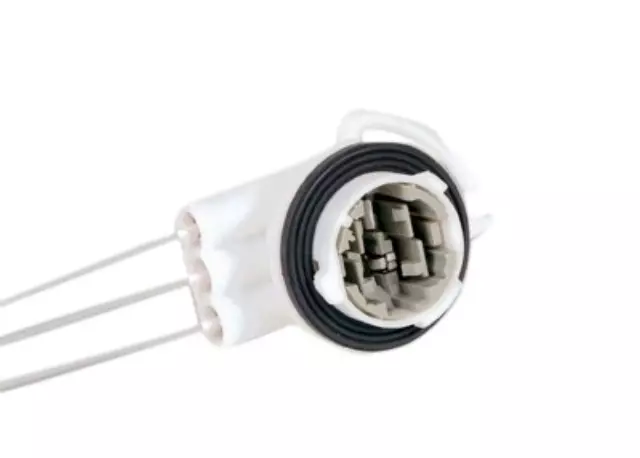 White Multi-Purpose Lamp Socket 88953357 | GMPartsDirect.com