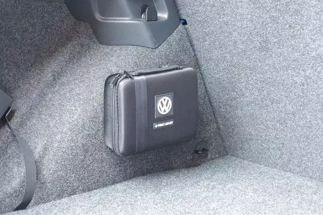 2010-2025 Volkswagen First Aid Kit - Black 000-093-108-L-9B9 ...