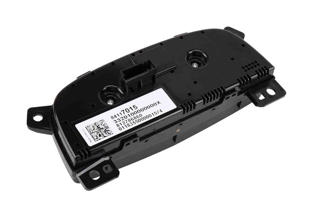 84117015 GM Auxiliary Heating and Air Conditioning Control Panel | GM ...
