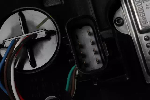 2016-2019 GMC Driver Side Headlamp 84180592 GM | GMPartsDirect.com