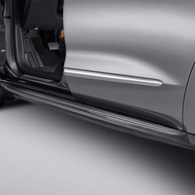 2018-2023 Buick Enclave GM 84527216 Running Board Step | GM Outlet