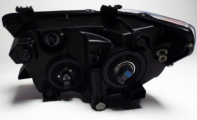 81110-0C051 - Headlight Right - 2007-2017 Toyota | OEM Genuine Toyota Parts