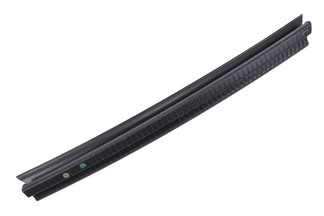 2020-2021 GM Rear Passenger Side Door Window Inner Sealing Strip ...