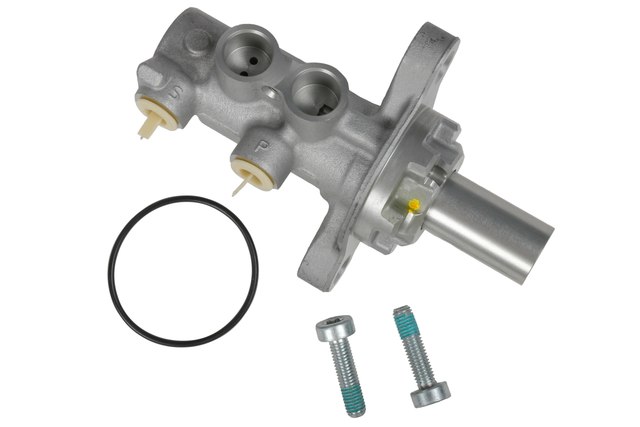 2017-2022 Chevrolet Brake Master Cylinder 42525621 | GMPartsDirect.com