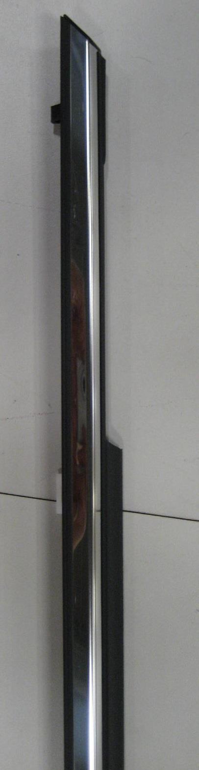 OEM Toyota Molding Assembly Front Do For 75720-33080 | Suburban Auto Parts