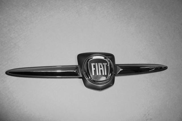 Nameplates for 2015 Fiat 500 | Mopar Online Parts