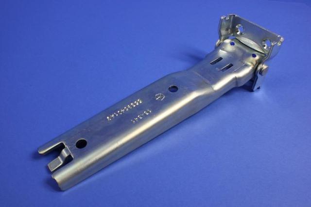 55395401AH - Hinge - 2007-2018 Jeep | Mopar Parts Canada