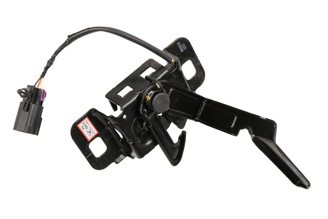 2015-2020 GM Hood Latch Assemblies with Rivet and Spring 84066069 ...