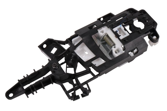 Rear Passenger Side Exterior Door Handle Bracket 13550996 ...