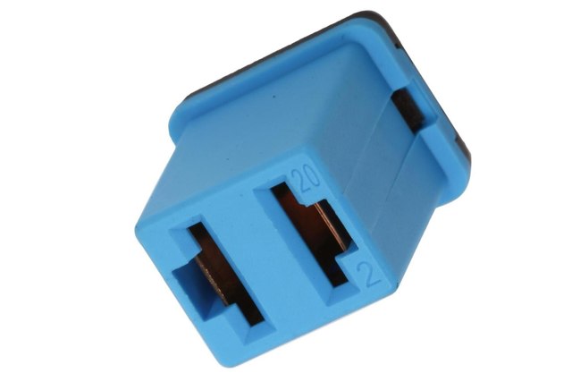 Fuse & Relay for 2011 Buick Regal | GMPartsNow