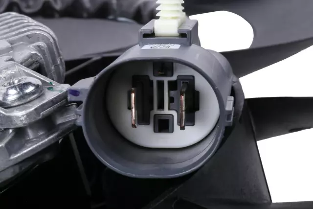 2015-2020 GM Engine Cooling Fan Blade 84188457 GM | GMPartsDirect.com