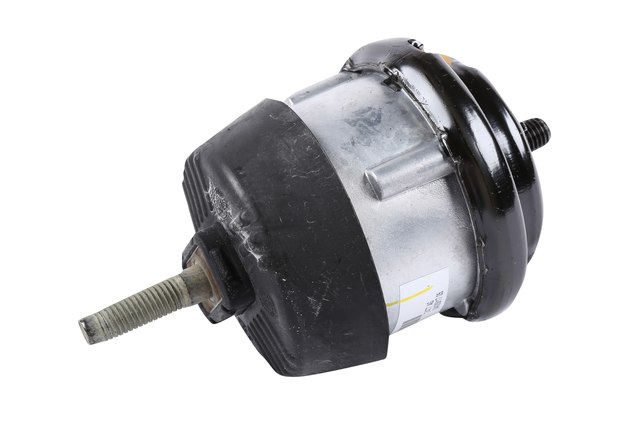 2009-2017 GM Transmission Mount 84006114 | TascaParts.com