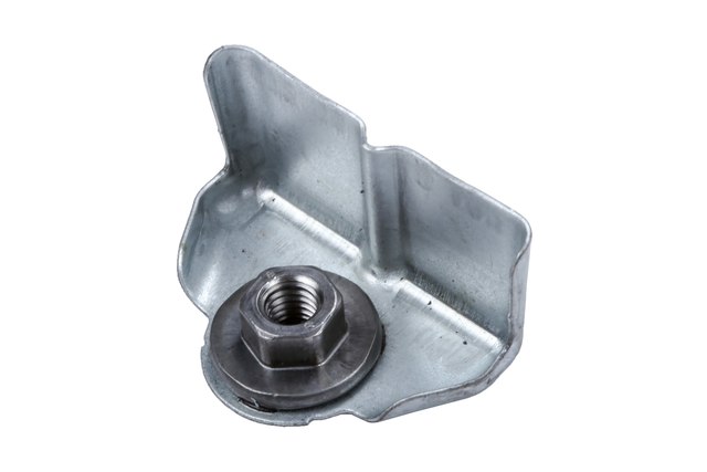 2019-2022 GM Body Side Front Fender Rear Upper Bracket 22987056 ...