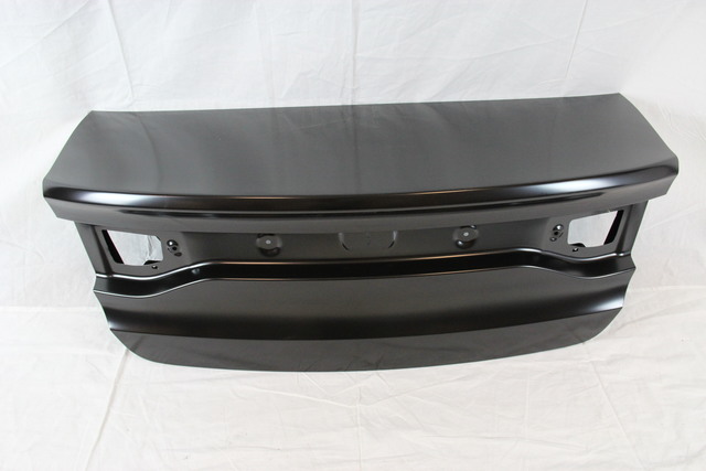 Buy OEM Mopar Trunk Lids & Parts | Mopar Estores