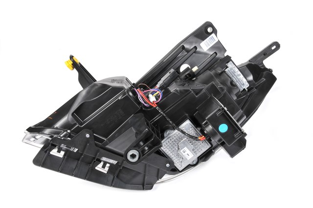84026397 - Headlamp Assembly - 2013-2017 Buick Enclave | Findlay Part