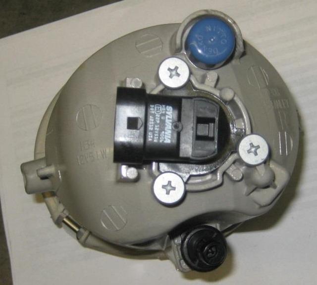 2001-2007 Toyota Fog Lamp Assembly 81210-0C021 | Toyota Parts Center