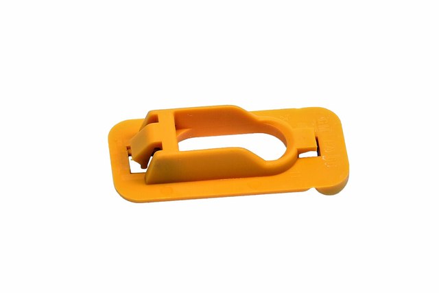 13187423 - Hood Prop Rod Retainer 2011-2019 GM | GM Wholesale Direct