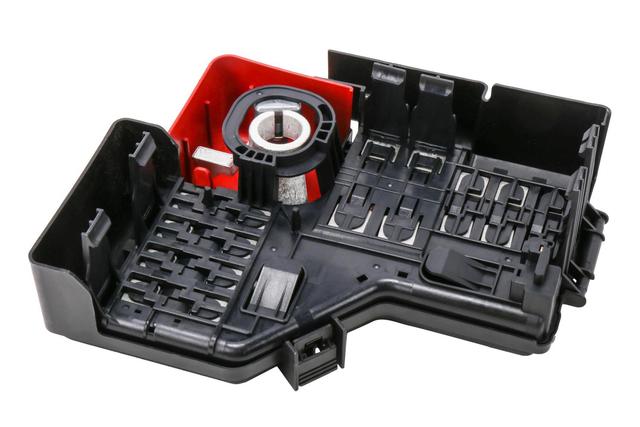 2022 Cadillac Fuse Block 84922666 | GMPartsDirect.com