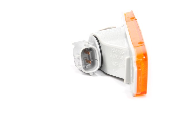 2010-2015 Chevrolet Camaro Front Passenger Side Marker Lamp 92246244 ...