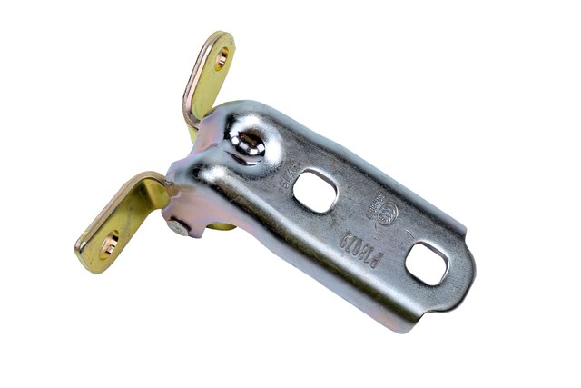 2005-2021 GM Door Hinge 13501716 | GMPartsDirect.com