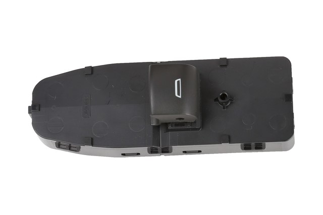 Black Front Side Door Window Switch 84526191 | GMPartsDirect.com