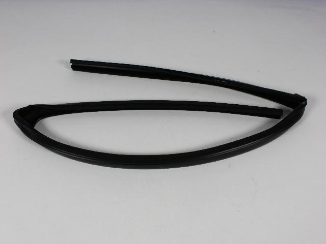 2009-2019 Mopar Glass Run Seal 55112367AI | TascaParts.com