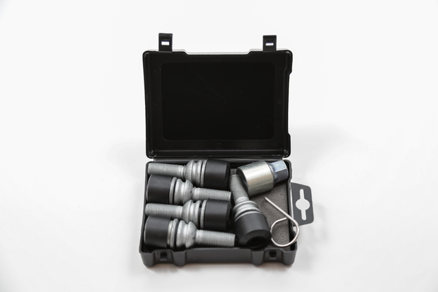 2004-2017 Volkswagen Touareg Wheel Lock Kit 2H0-698-137 | OEM Parts Online