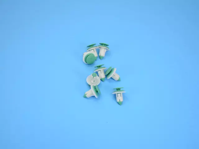 Door Trim Panels-Front and Rear for 2009 Chrysler Town & Country ...