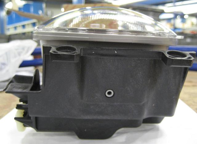2013-2015 Toyota Fog Lamp Assembly 81210-60200 | Toyota Parts Center