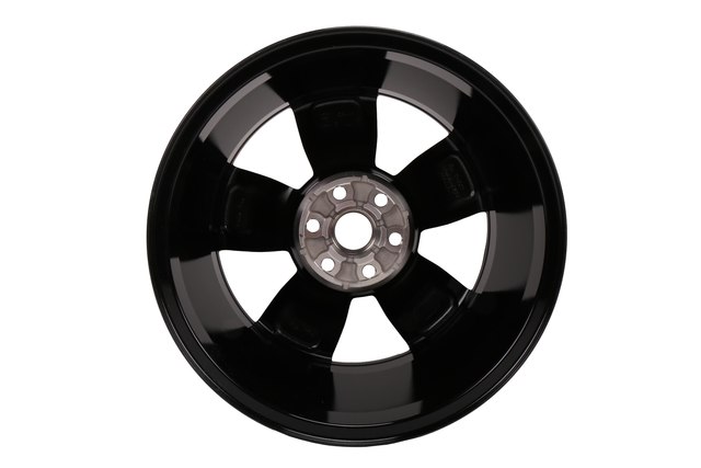 2017-2020 GM 18x8.5-Inch Aluminum Wheel 84105762 | TascaParts.com