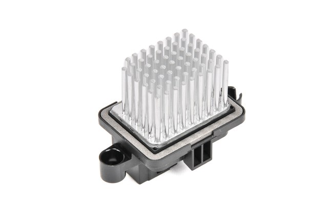 13506208 GM Heating and Air Conditioning Blower Control Module | GM ...