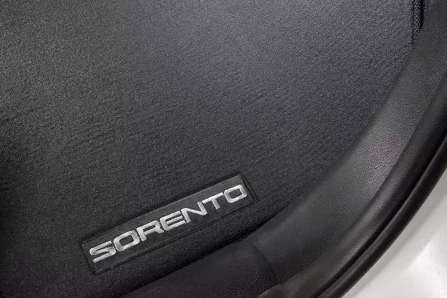 2016 2018 Kia Sorento Floor Mats Carpet C6014 ADU00 OEM Parts Online