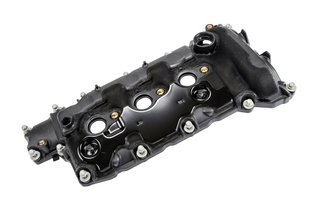 2008-2017 GM Driver Side Camshaft Cover 12647772 | GMPartsDirect.com