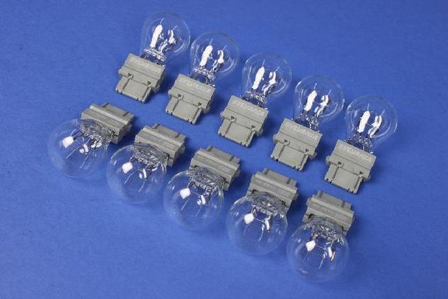 Buy OEM Mopar Turn Signals | Mopar Estores