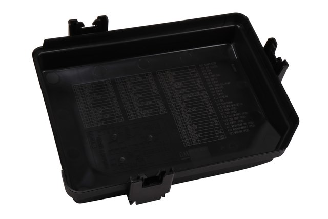 Fuses - Genuine GM Parts | GMPartsDirect.com