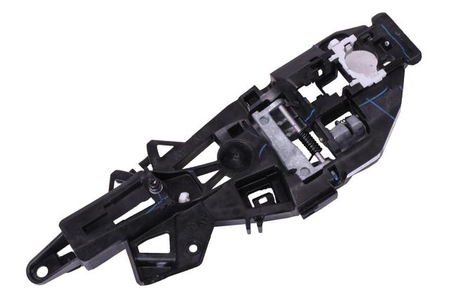 2017-2023 GM Front Driver Side Door Outside Handle Bracket 13512742 ...